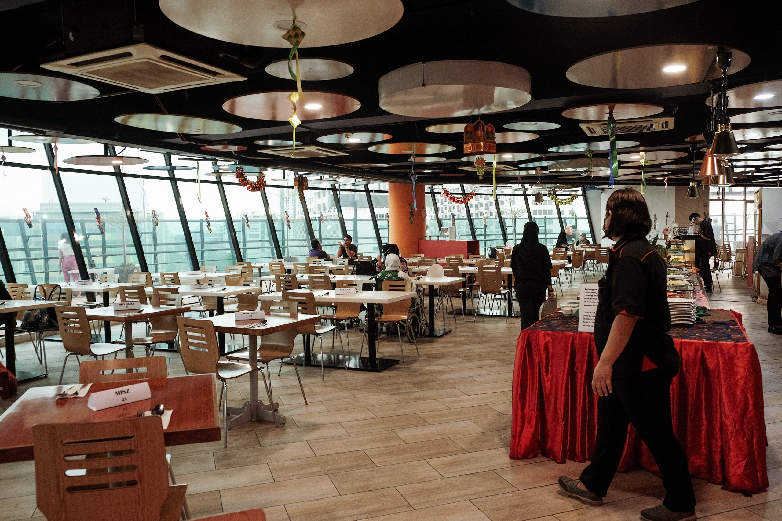 theGlass cafe & foodcourt - Suria Sabah