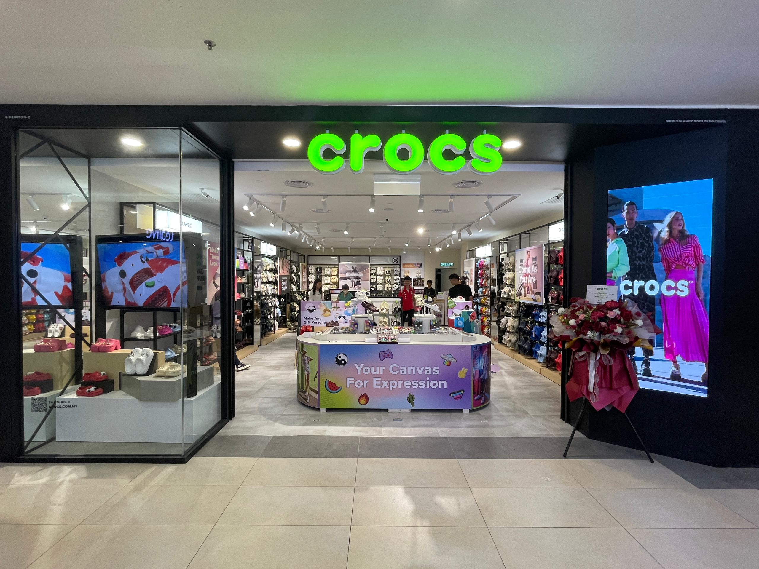 01 LG Floor – Crocs – Suria Sabah